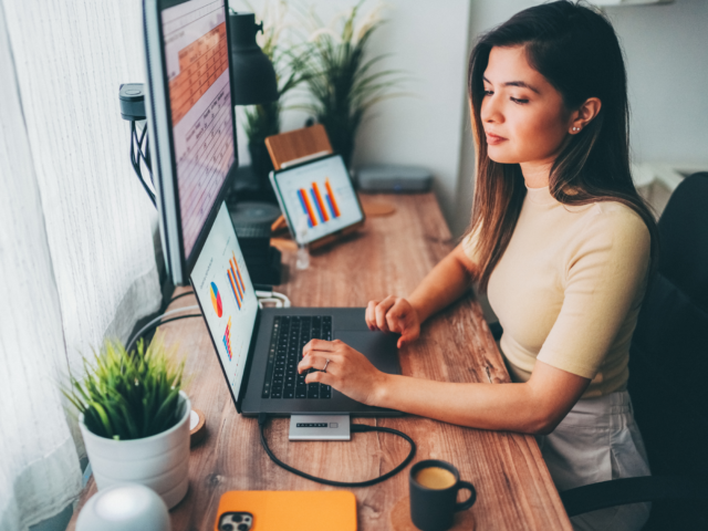 Pinoy Freelancing Mom - Mom | Blogger | Freelancer